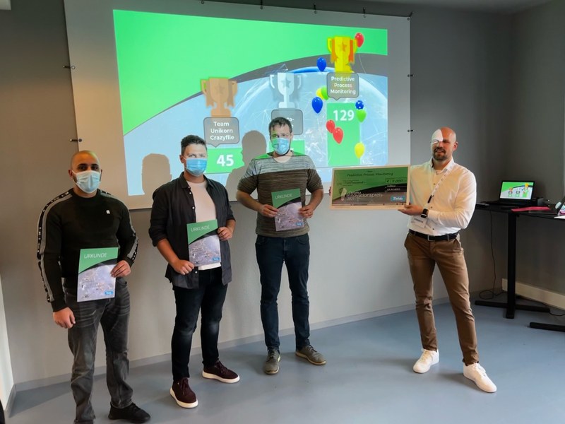 Studierende der FG Delfmann gewinnen erneut den Debeka-Innovationspreis ...