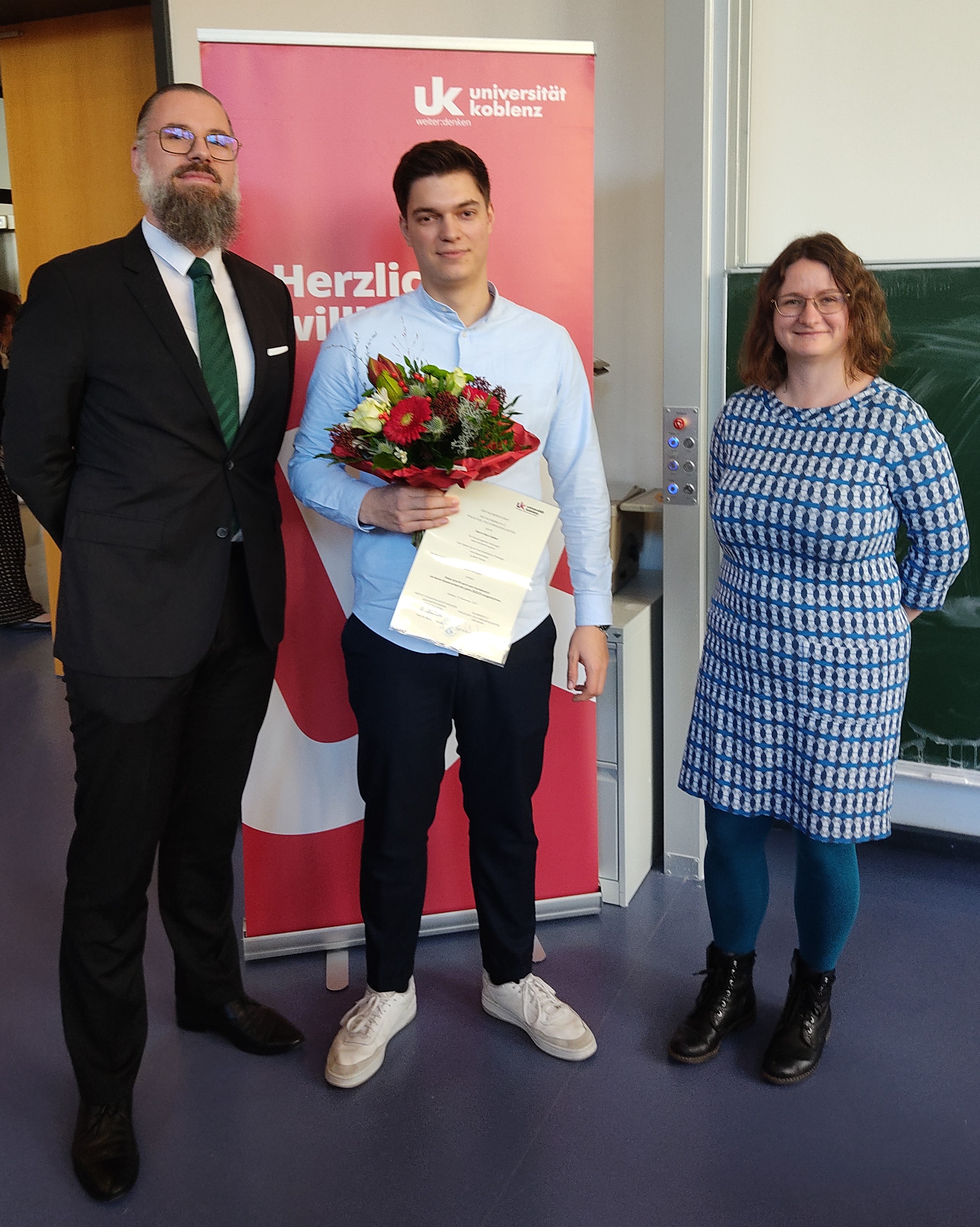 Studierende der Katholischen Theologie für herausragende ...